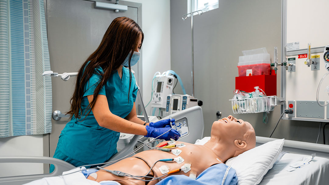 Cuidado Crítico - Antillean Adventist University